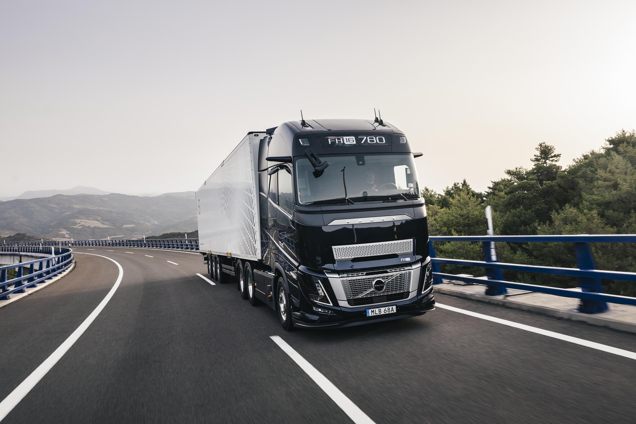 Il nuovo motore più potente per Volvo FH16 garantisce la massima ...